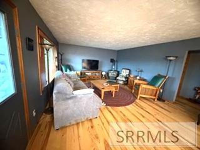 479 E 97th S, Idaho Falls, ID 83404 | MLS #2185