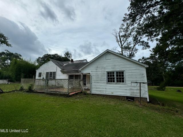 479 E Main Street