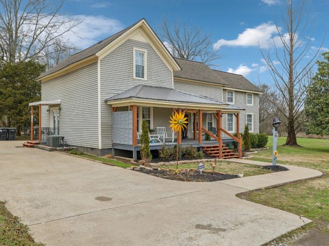 479 Elora Rd