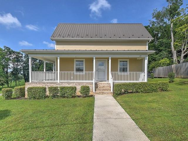 479 SE Deadmore St, Abingdon, VA 24210