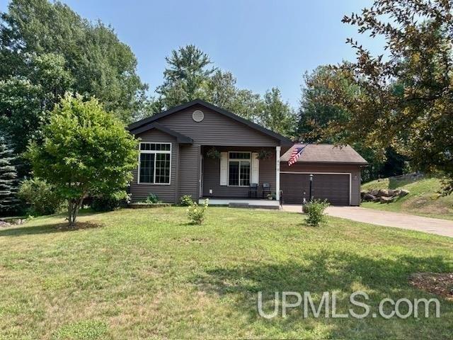 479 Stone Quarry Rd, Marquette, MI 49855