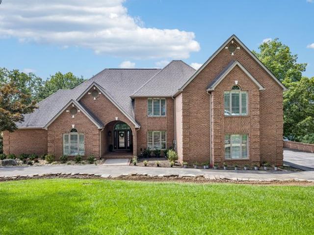 479 Waterview Dr, Crossville, TN 38555