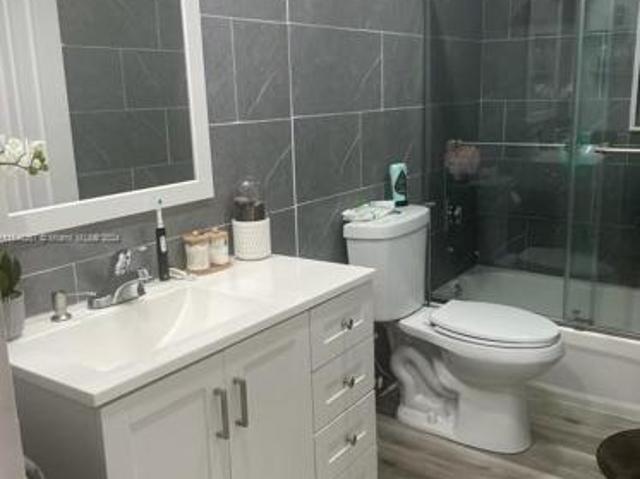 4804 NW 79th Ave #207, Doral, FL 33166