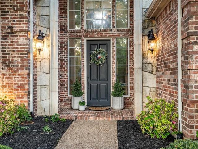 4804 Aurora Court