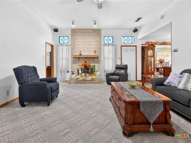4804 Acorn Creek Trail