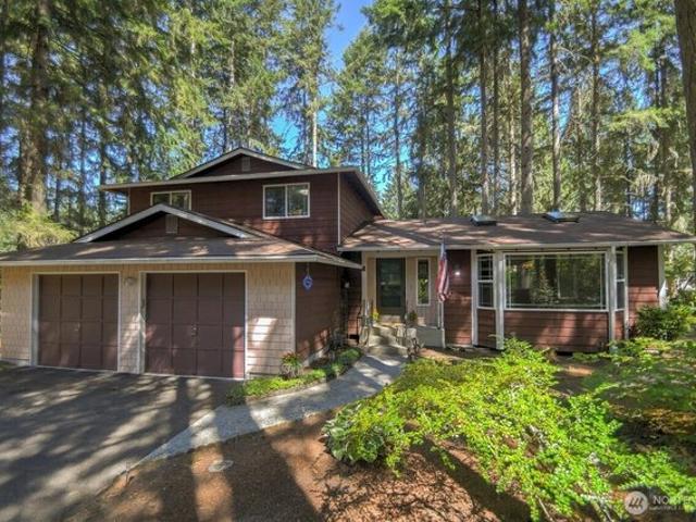 4804 Beverly Dr NE, Olympia, WA 98516