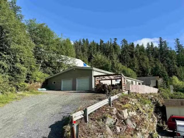 4804 HALIBUT POINT RD, SITKA, AK 99835 Single Family Residence.