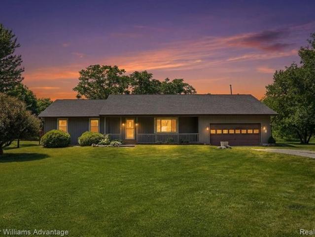 48053 Harris Rd, Sumpter Township, MI 48111