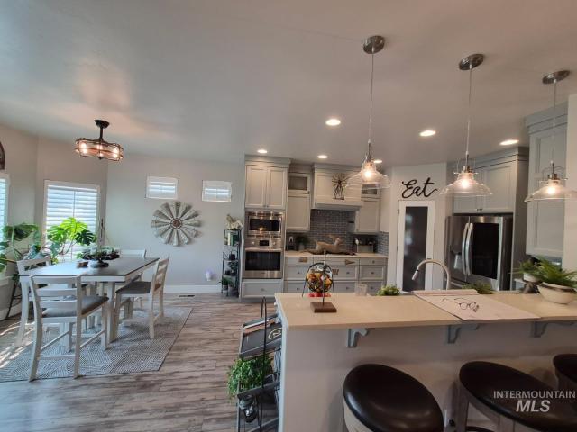 4805 Middlesboro Way