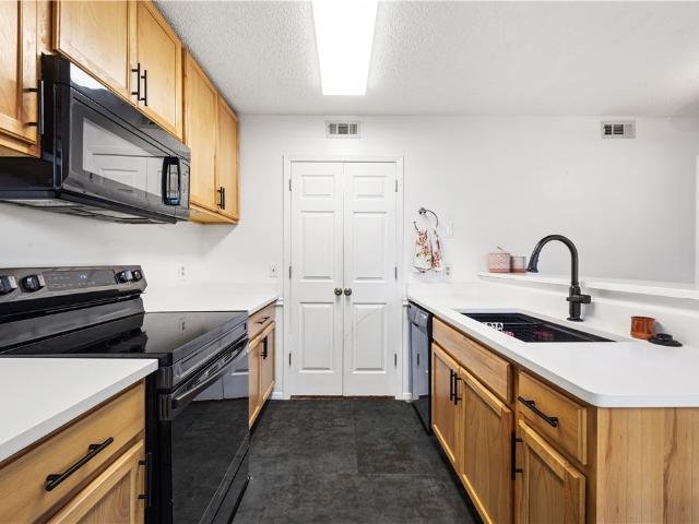 4805 Bonita Place