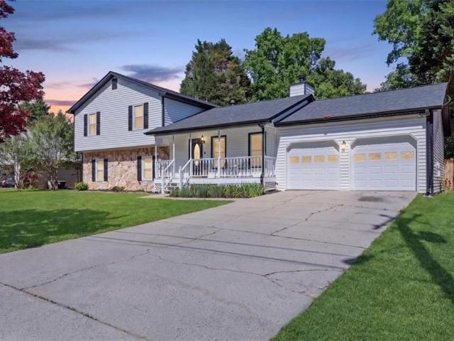 4805 Brandon Acres Lane