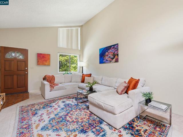 4805 Clayton Rd 12