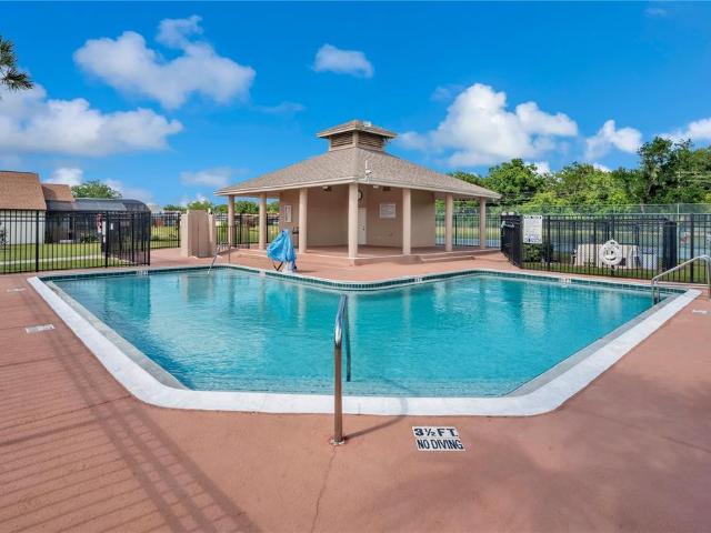 4805 Kingston Cir, Kissimmee, FL 34746 | MLS #TB8502