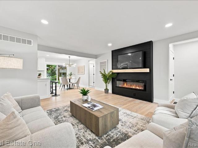 48064 Meadow Lane