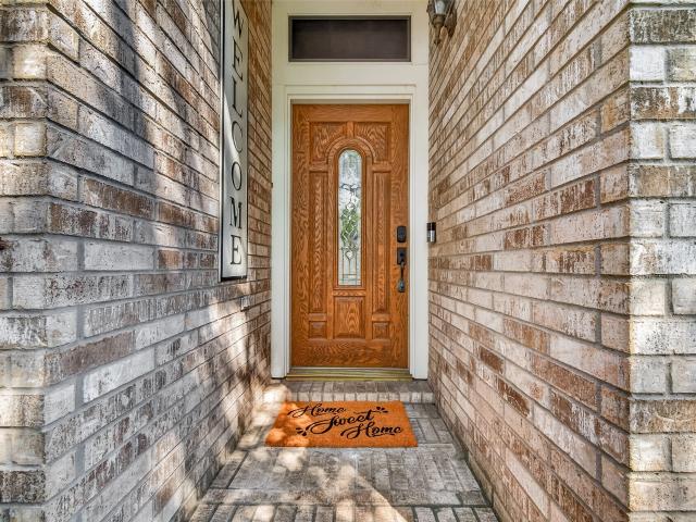 4806 Lake Daniel Court