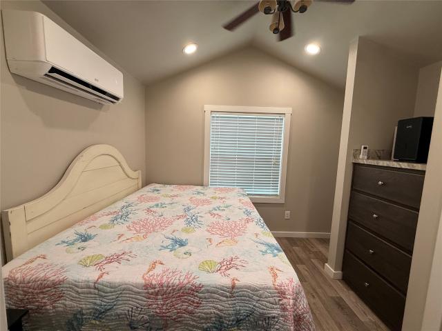 4806 Palm