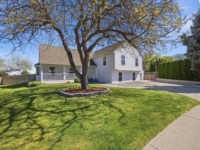 4806 W 18th Ave, Kennewick, WA 99338