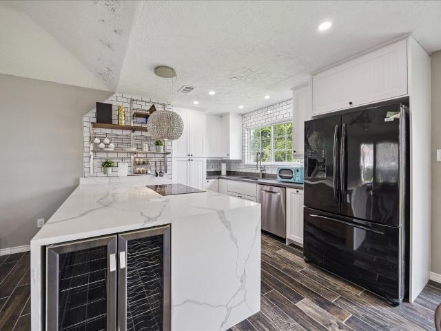 4807 Roserock Lane