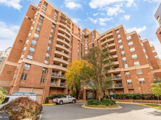 4808 Moorland Ln Apt 614, Bethesda, MD 20814