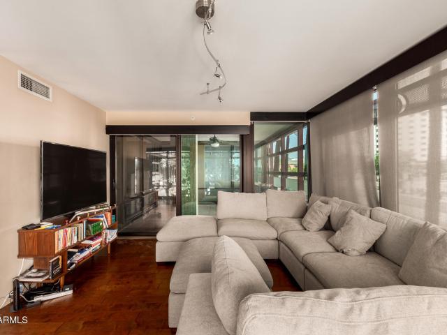 4808 N 24th St, Unit 204, Phoenix, AZ 85016 | MLS #6865