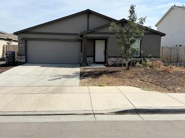 4809 Berkshire Rd, Bakersfield, CA 93313