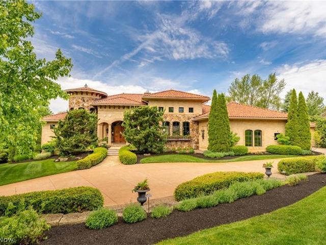4809 Lantern Hill Cir NW, Canton, OH 44718