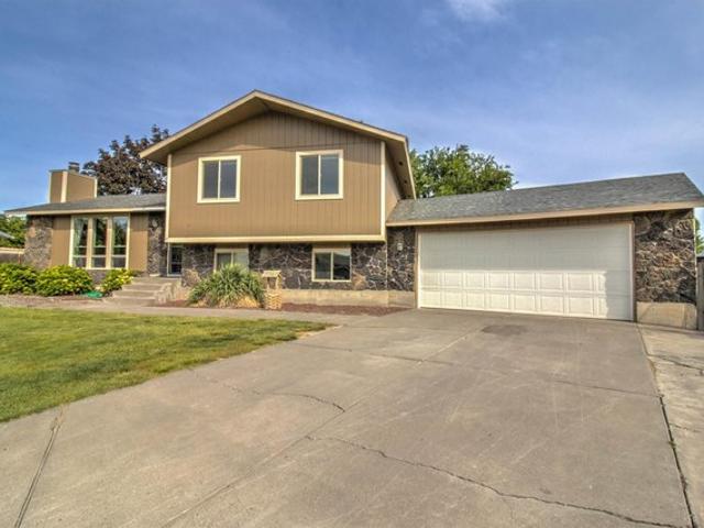 4809 S Beech Ct, Kennewick, WA 99337