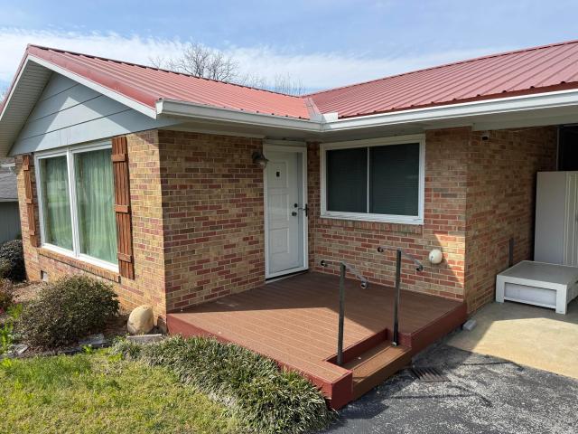 4809 Shorewood Drive