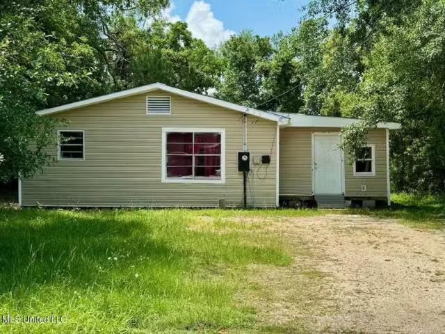4809 30TH ST, GULFPORT, MS 39501 Single Family Residence For S.