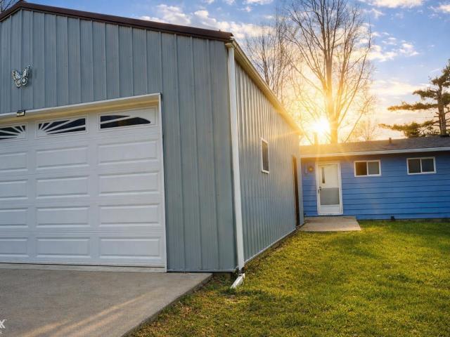 4800 Maxson Drive