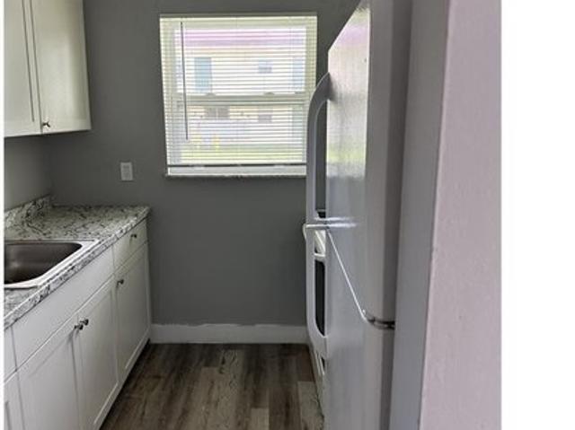 4800 NW 24th Ct Apt D120, Lauderdale Lakes, FL 33313