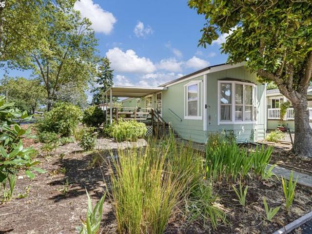 4800 Barger Dr, Eugene, OR 97402