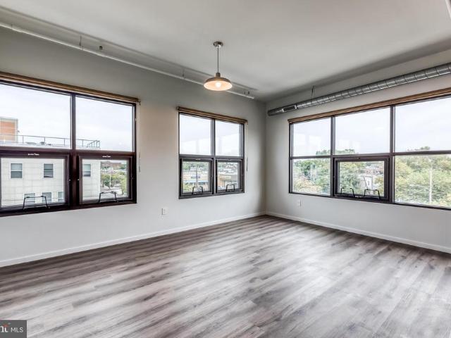 4800 Brown Street # UNIT 303