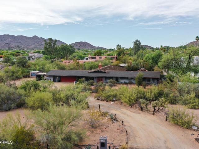 4800 E Valley Vista Lane