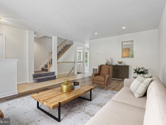 4800 Simonds Drive