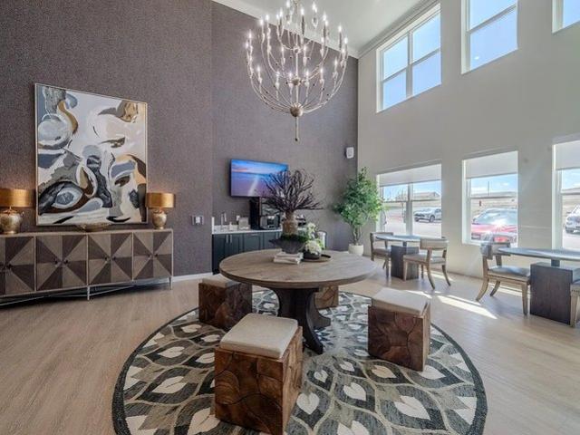 4800 Tanner Dr, Gillette, WY 82718