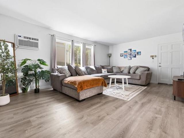 4800 Williamsburg Ln Unit 140, La Mesa, CA 91942