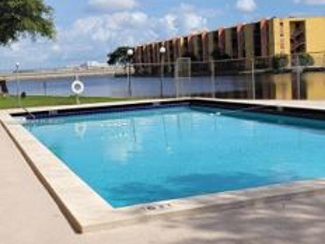 4801 NW 7th St #804 16, Miami, FL 33126