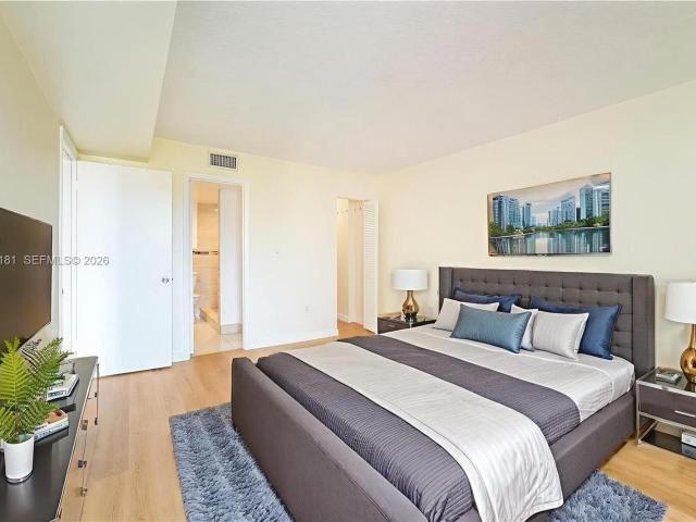 4801 NW 7th St, Unit 80316, Miami, FL 33126 | MLS #A11999 | Compass