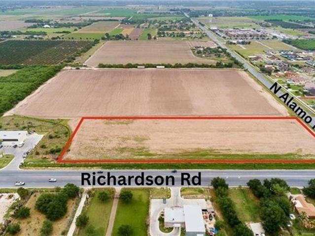 4801 E Richardson Rd, Edinburg, TX 78542