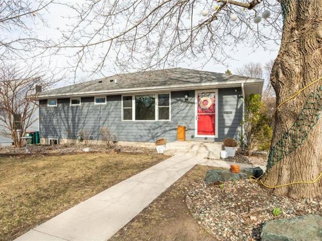 4801 E Upland Crst, Columbia Heights, MN 55421
