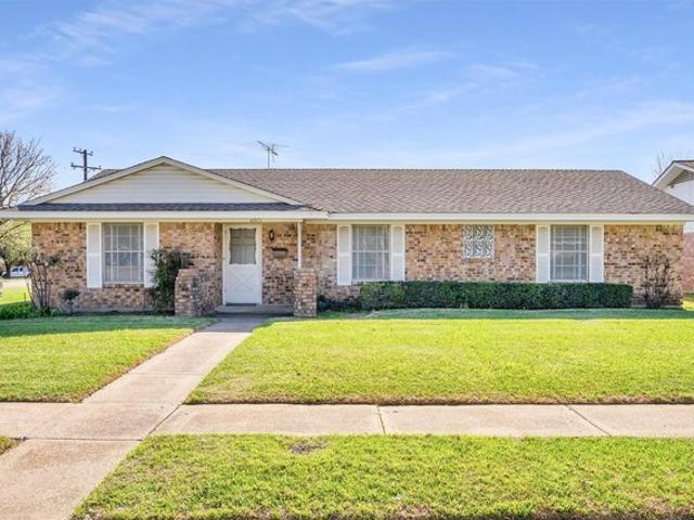 4801 Preston Trail Dr, Mesquite, TX 75150