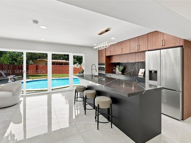 4801 Tyler St, Hollywood, FL 33021