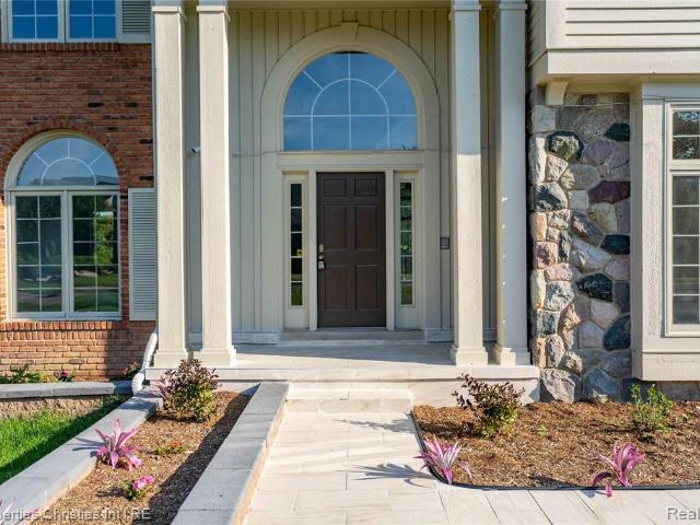 4802 Panorama Circle