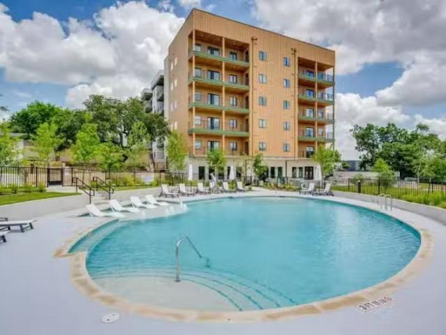 4802 S Congress Blvd #401, Austin, TX 78745 MLS 2870893