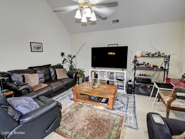 4803 Edge Valley Ln