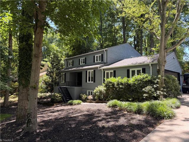 4803 Horseshoe Lane