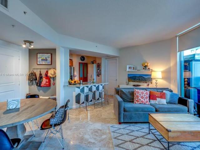480 30th St NE #703, Miami, FL 33137