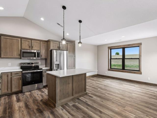 480 Coyote Way
