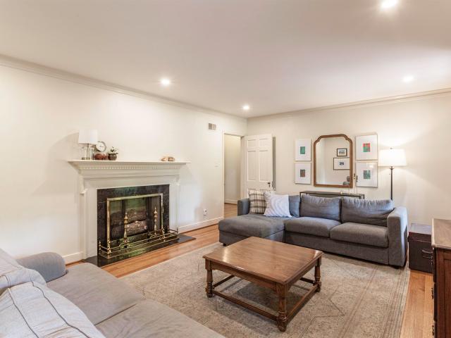 480 colonial rd